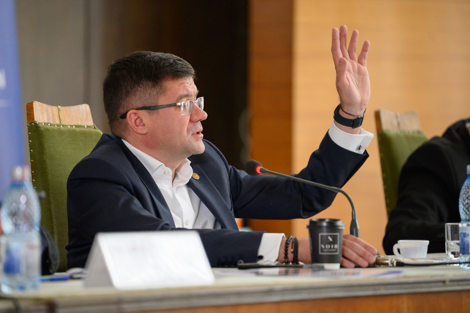 Costel Alexe are primul termen în dosarul Şcoala de Arte cu 10 zile ...