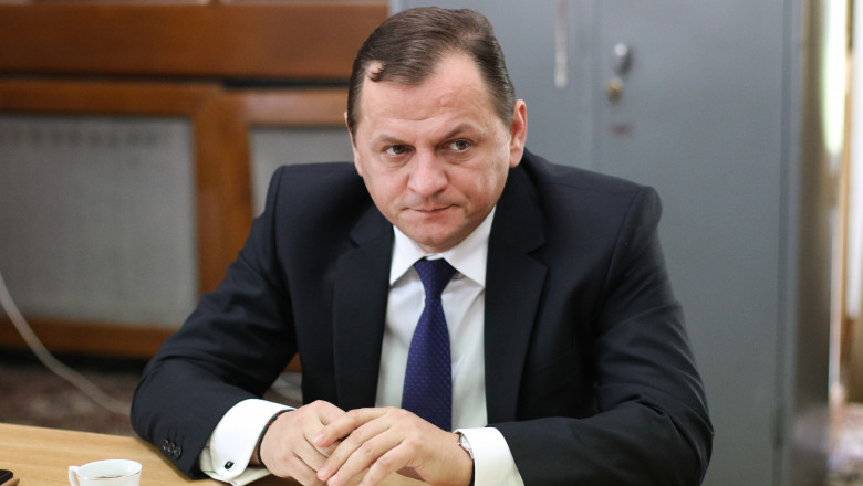 PressOne: Gabriel Vlase, șeful SIE, a plagiat zeci de pagini din ...